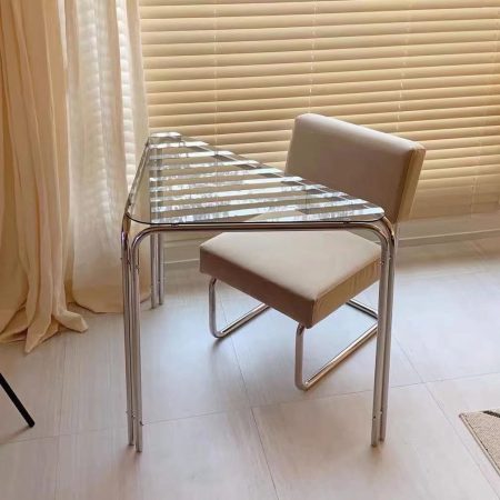 TRAINGLE GLASS TABLE - MyDollsHouse