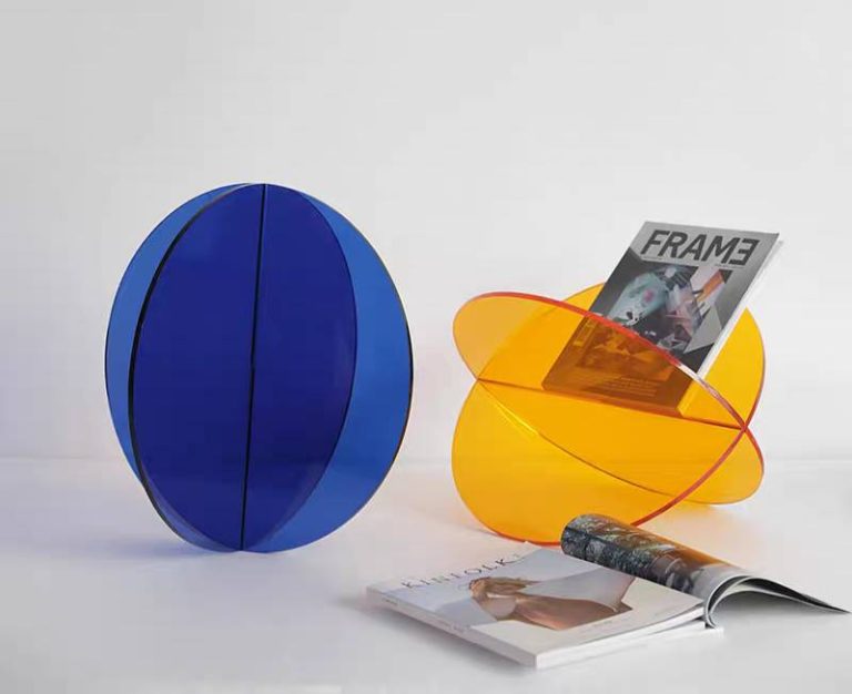 PLANET STAND - MyDollsHouse